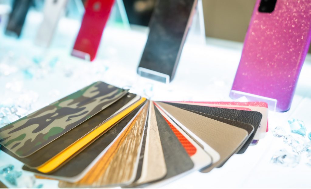 Display Ideas | Mobile Outfitters